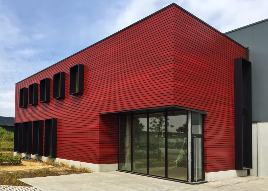 Wooden cladding - Invisible fixation for solid wood cladding - Siding