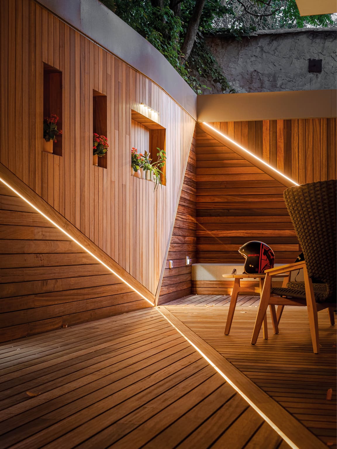 Wooden cladding - Invisible fixation for solid wood cladding - Siding