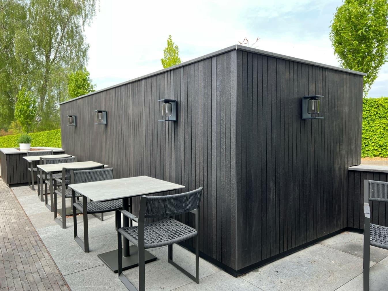 Discover our wood siding finish "burnt wood look" · Vetedy