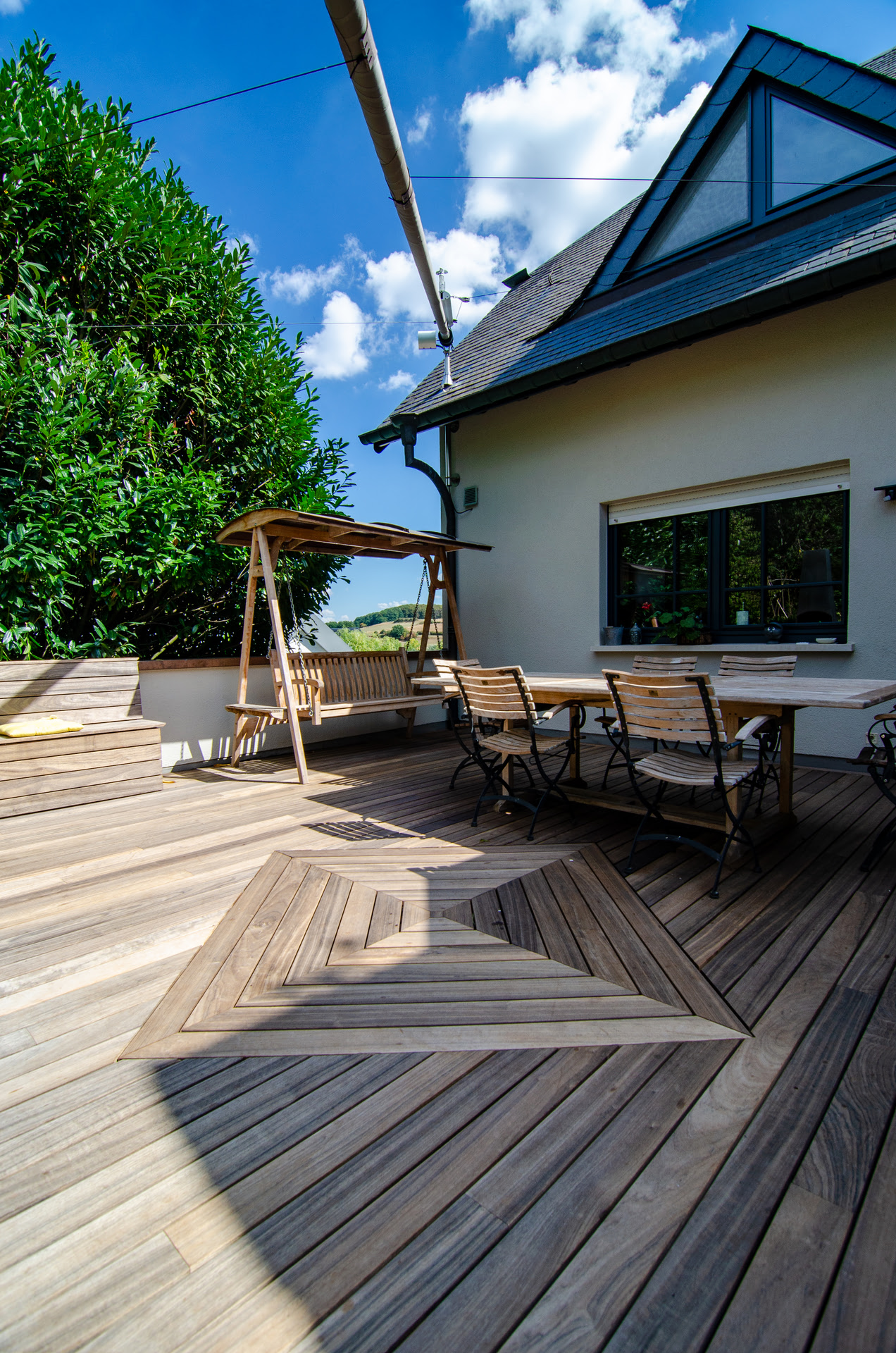 Terrasse en padouk avec diamant central ! · Vetedy