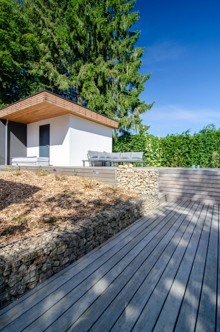 Jolie terrasse en padouk grisée au luxembourg ! · Vetedy